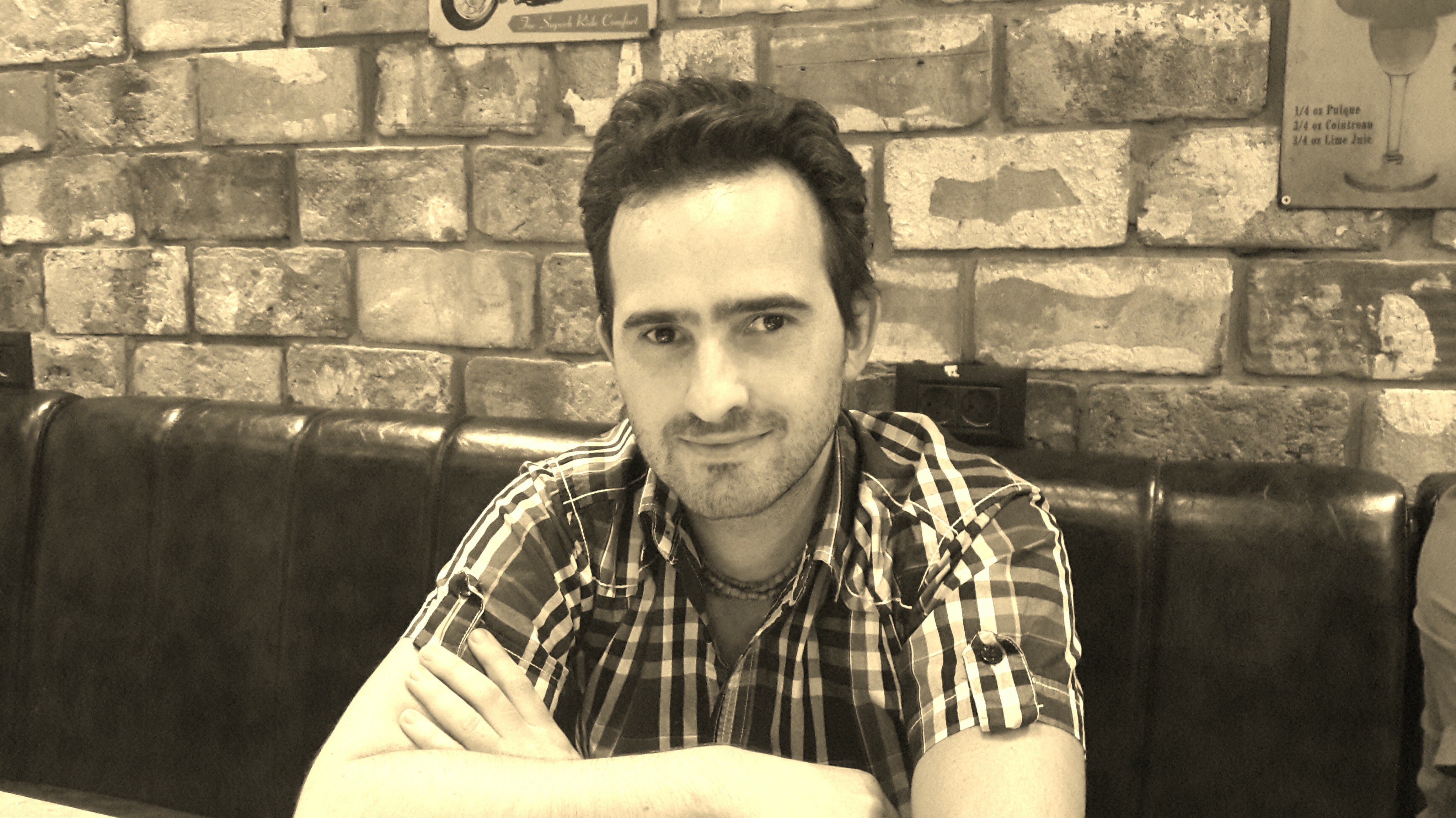 Index - iPortfolio Bootstrap Template